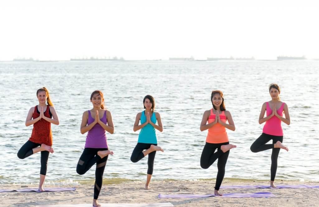 10 Amazing Single Mom Family Picture Ideas - Empowered Single Moms